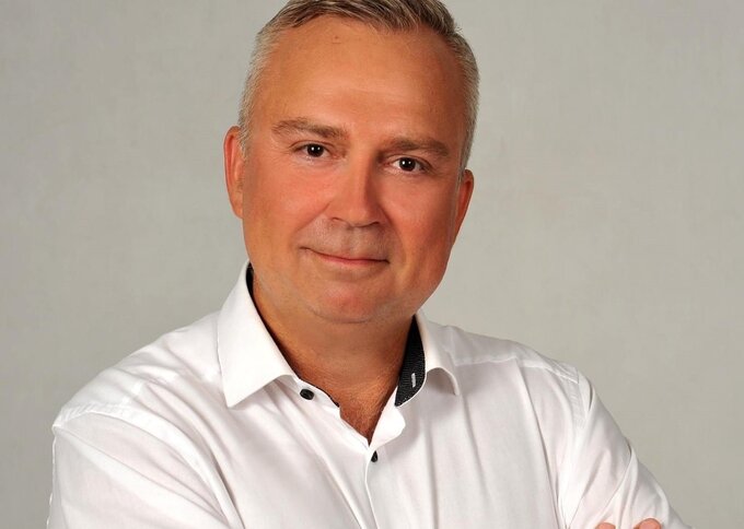 Senator Piotr Woźniak odchodzi z Lewicy. Mocne słowa