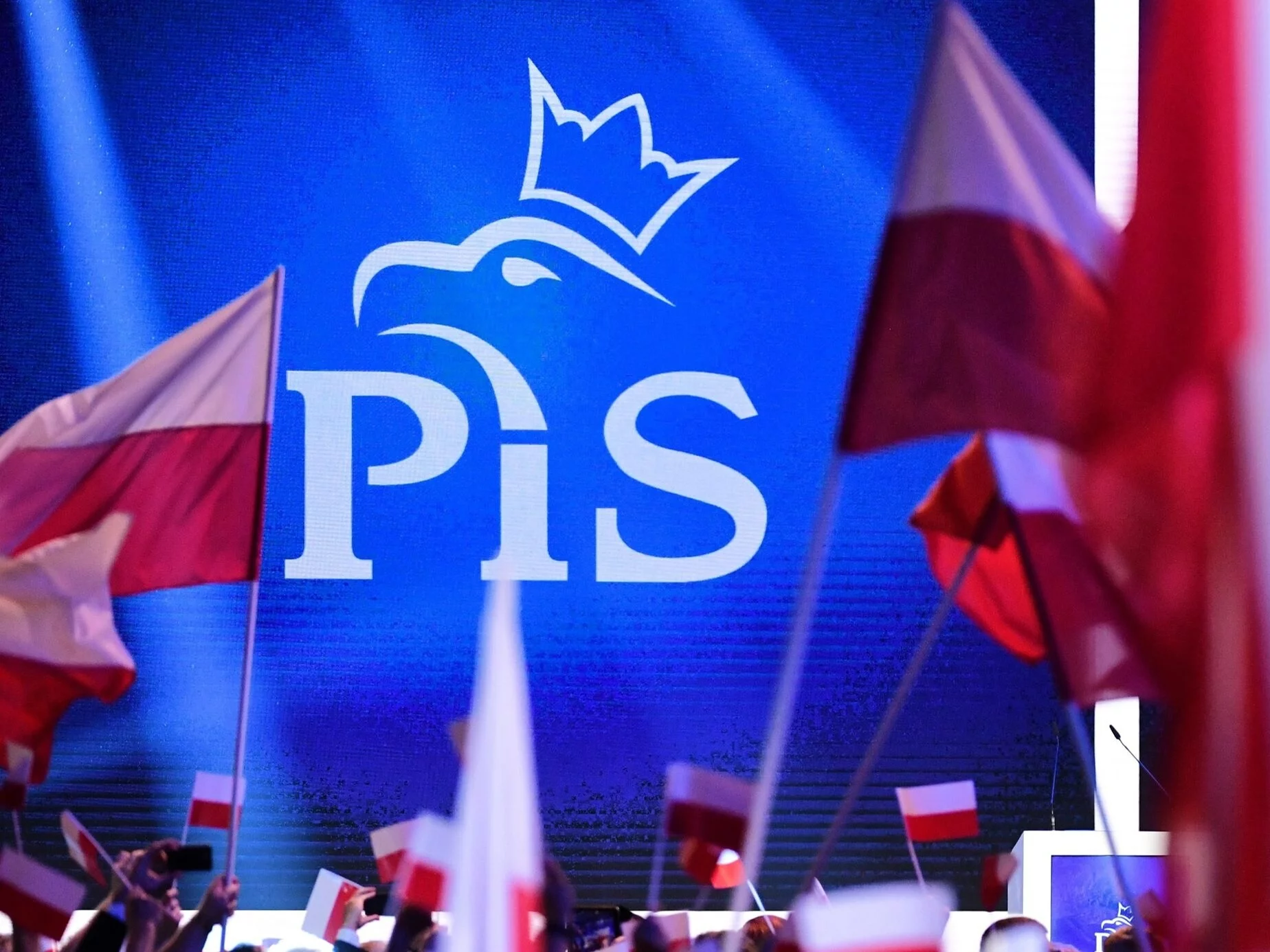 Pilna narada ścisłego kierownictwa PiS