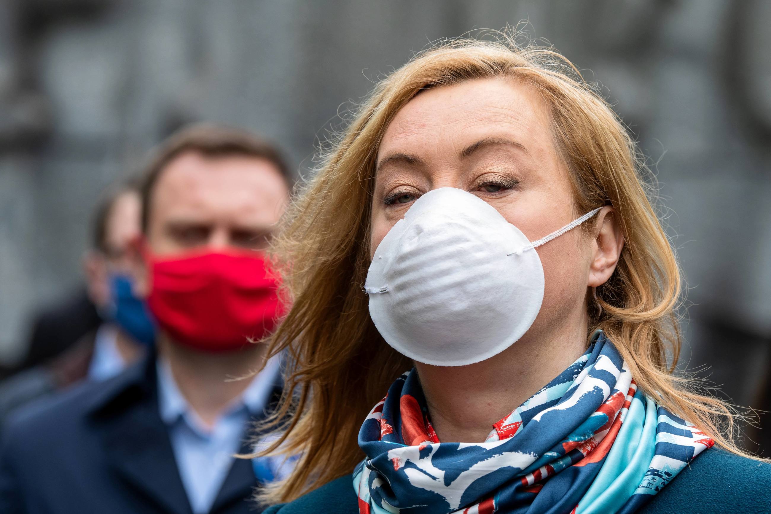 Hanna Gill-Piątek: nie kłusujemy, nie chodzę z dzidą po Sejmie i nie ...