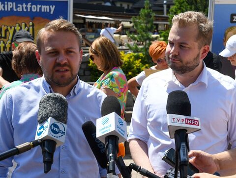 PiS przypomina o aferach: Szukamy "zakopanych" pieniędzy PO